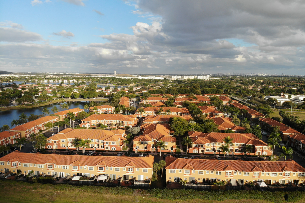 The Gates At Doral > Home