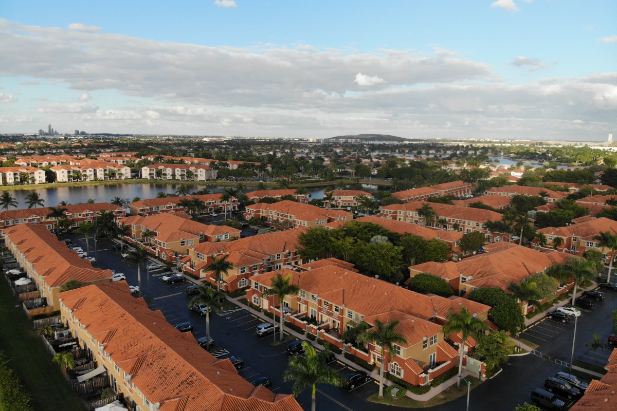 The Gates At Doral > Home