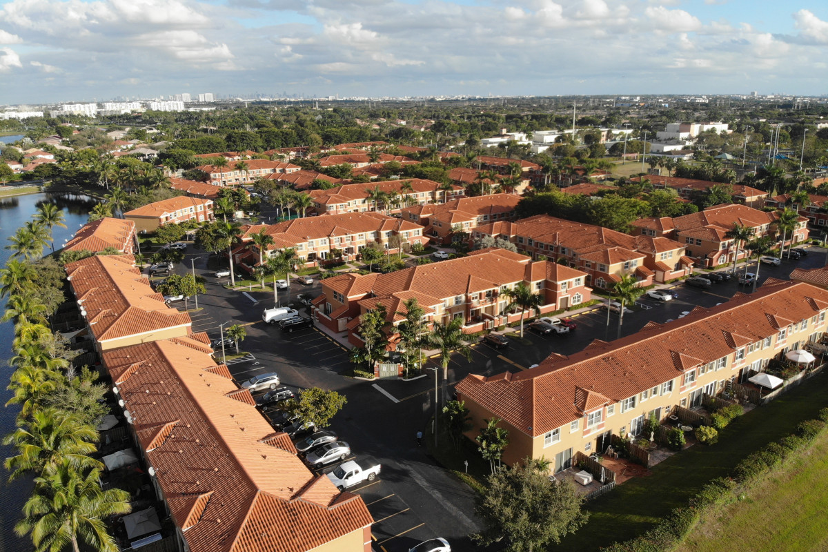 The Gates At Doral > Home