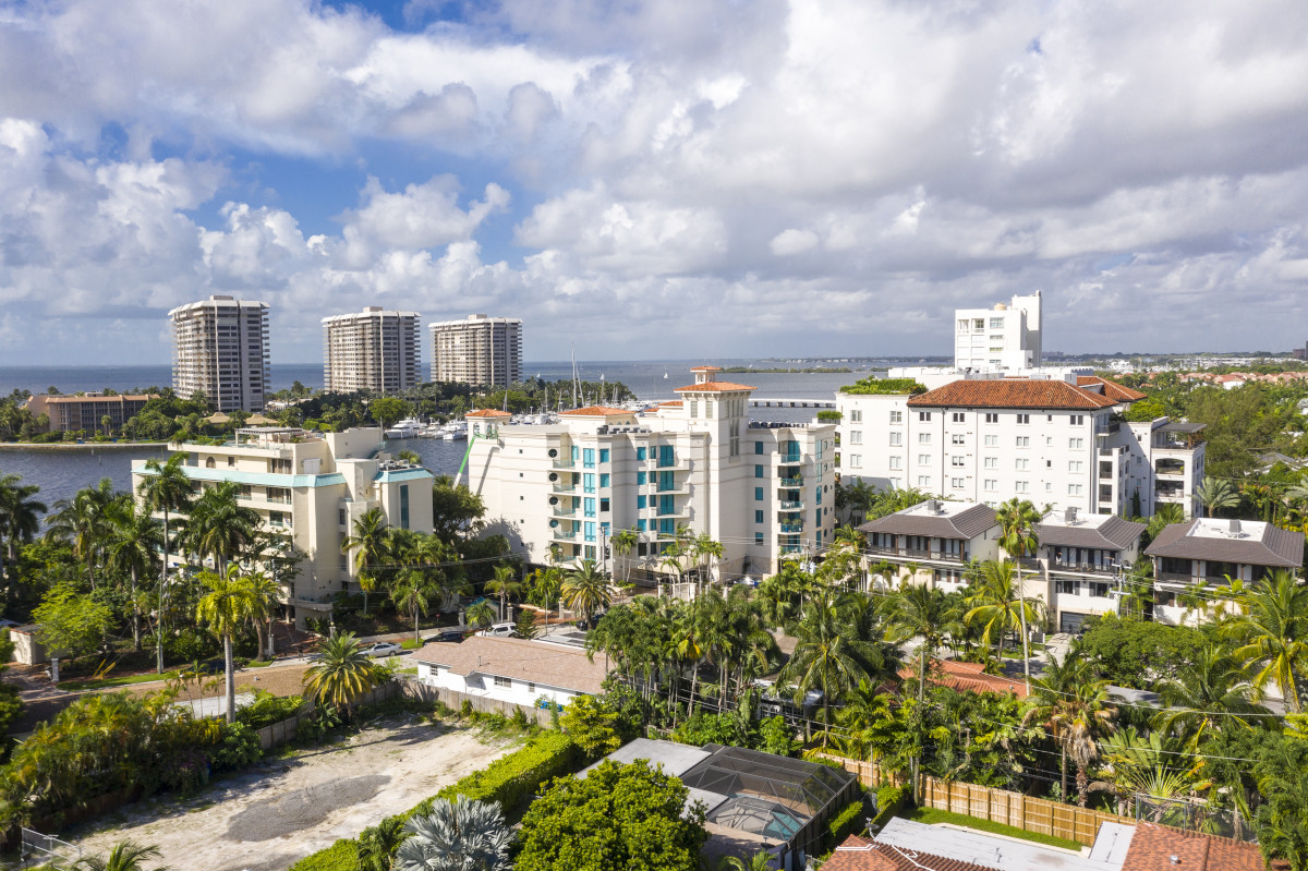 Beacon Harbour Condominium Association, Inc > Home