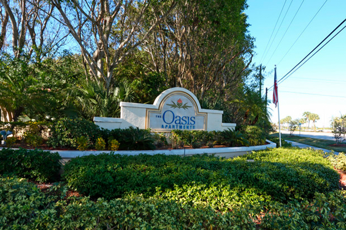 The Oasis at Naples > Home