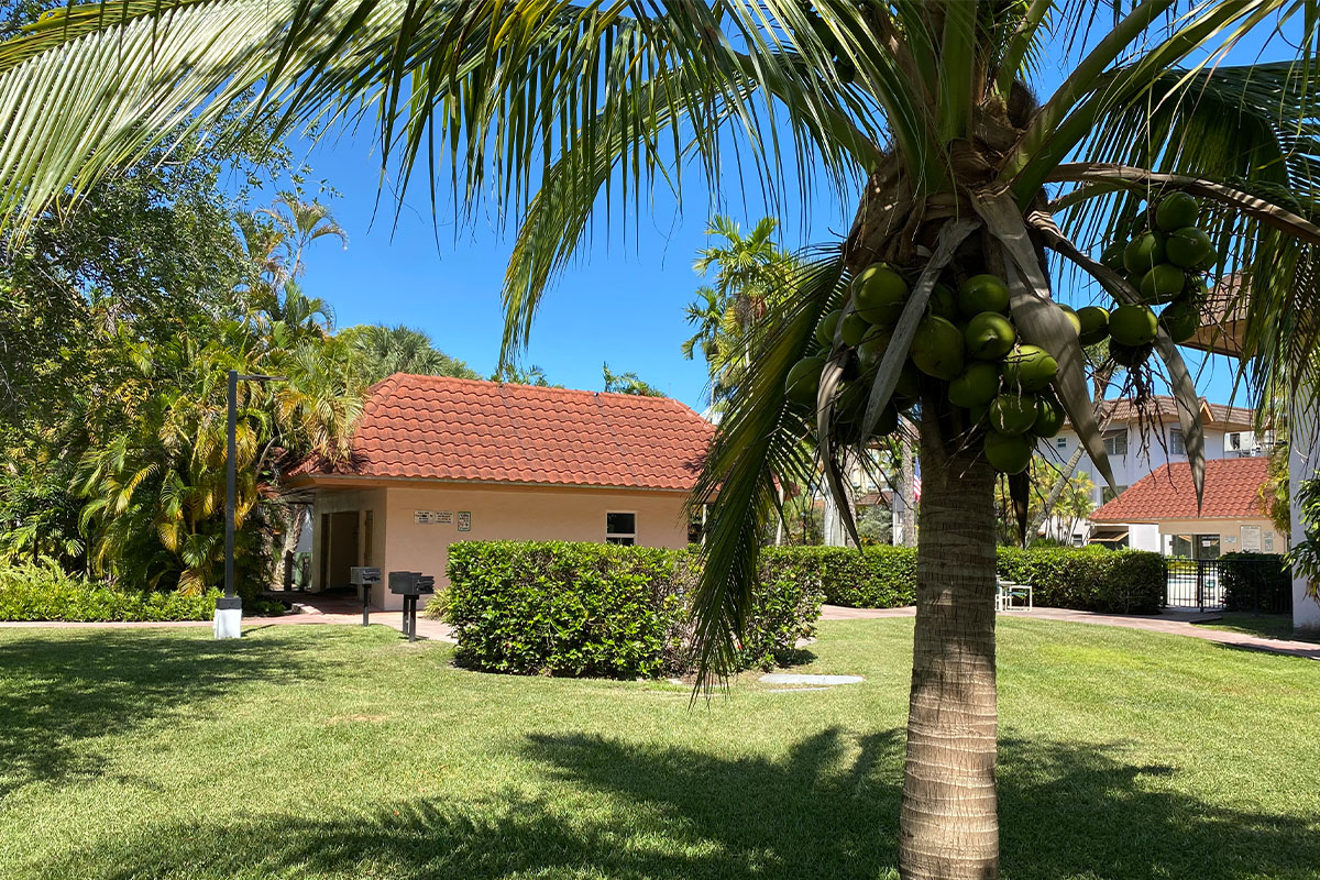 Kingston Square Condominium > Kingston Square > About us