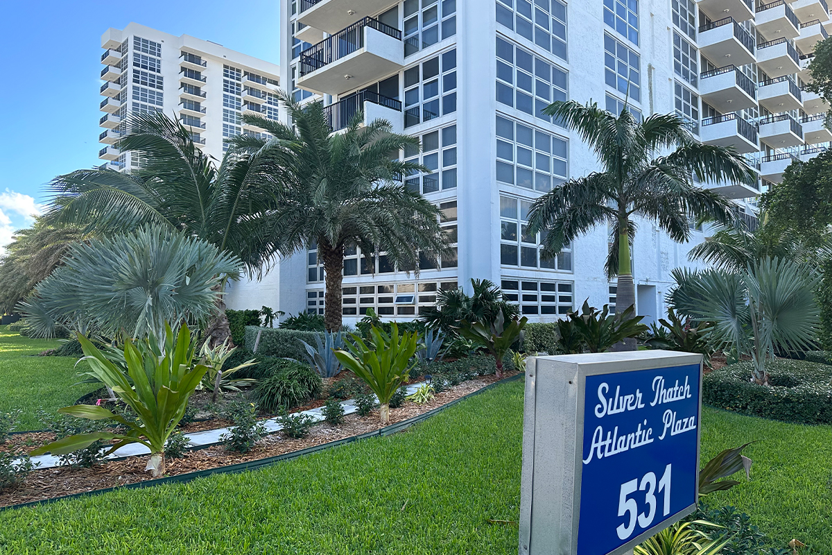 Silver Thatch Atlantic Plaza COA > Home