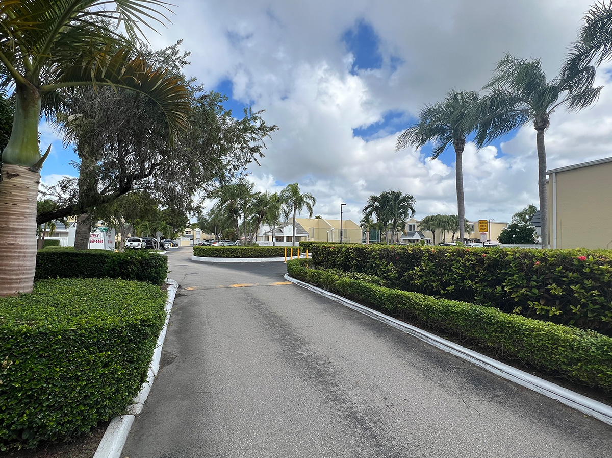 Gables Point Condominium > Home